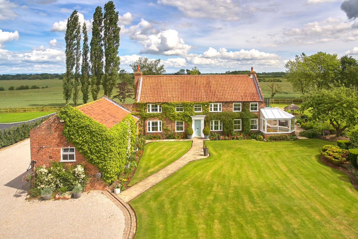 Dutton Farm, Near Poppleton, York, YO26 8JU