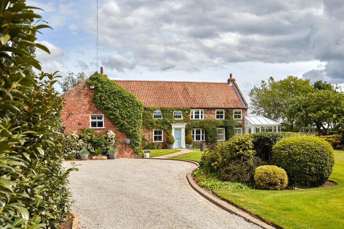 Dutton Farm, Near Poppleton, York, YO26 8JU