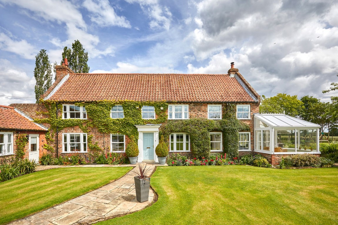 Dutton Farm, Near Poppleton, York, YO26 8JU