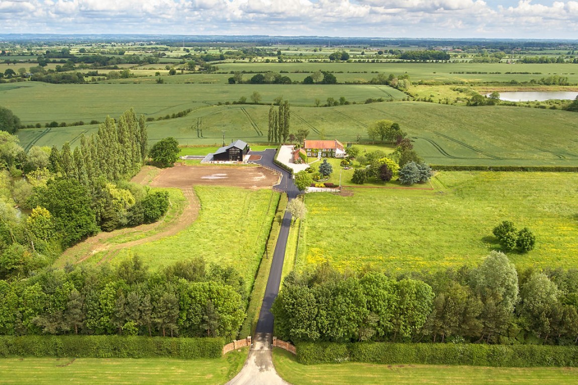 Dutton Farm, Near Poppleton, York, YO26 8JU