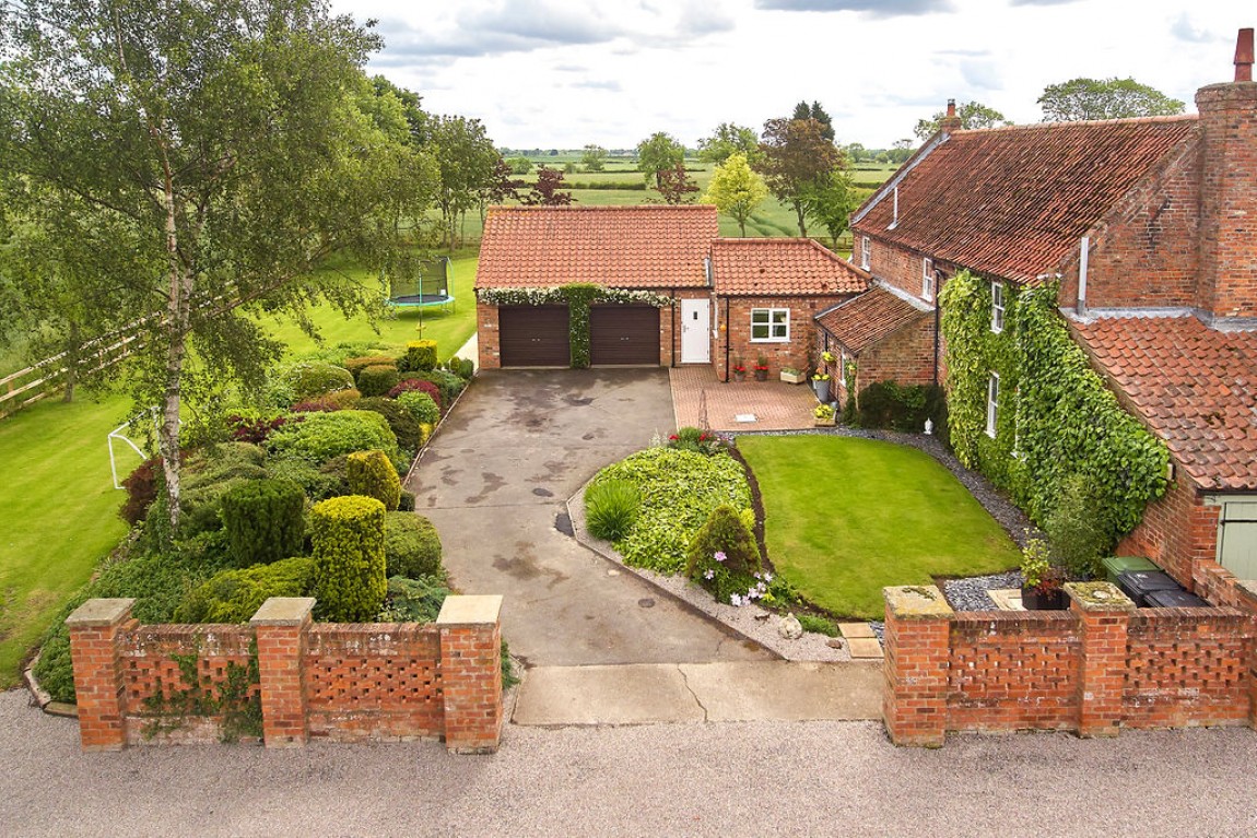 Dutton Farm, Near Poppleton, York, YO26 8JU